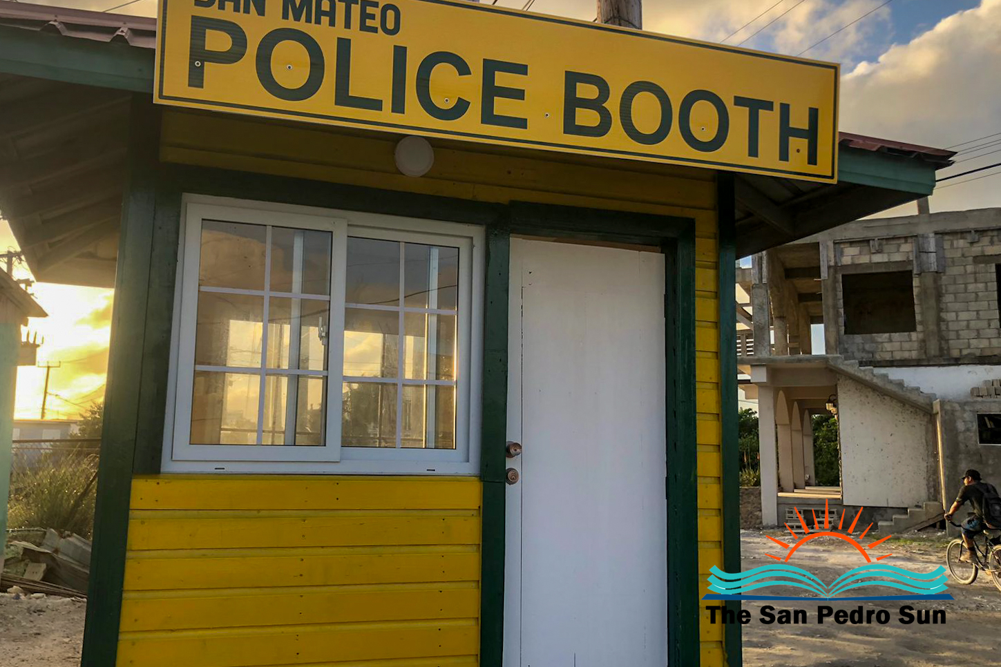 Police Booth installed at San Mateo entrance - The San Pedro Sun